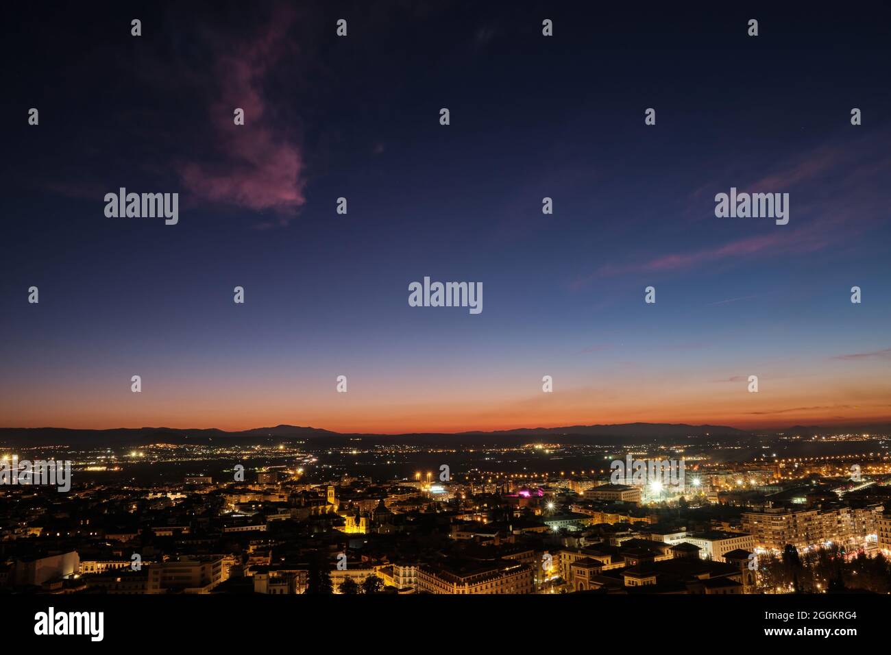 City beauty at night hi-res stock photography and images - Alamy
