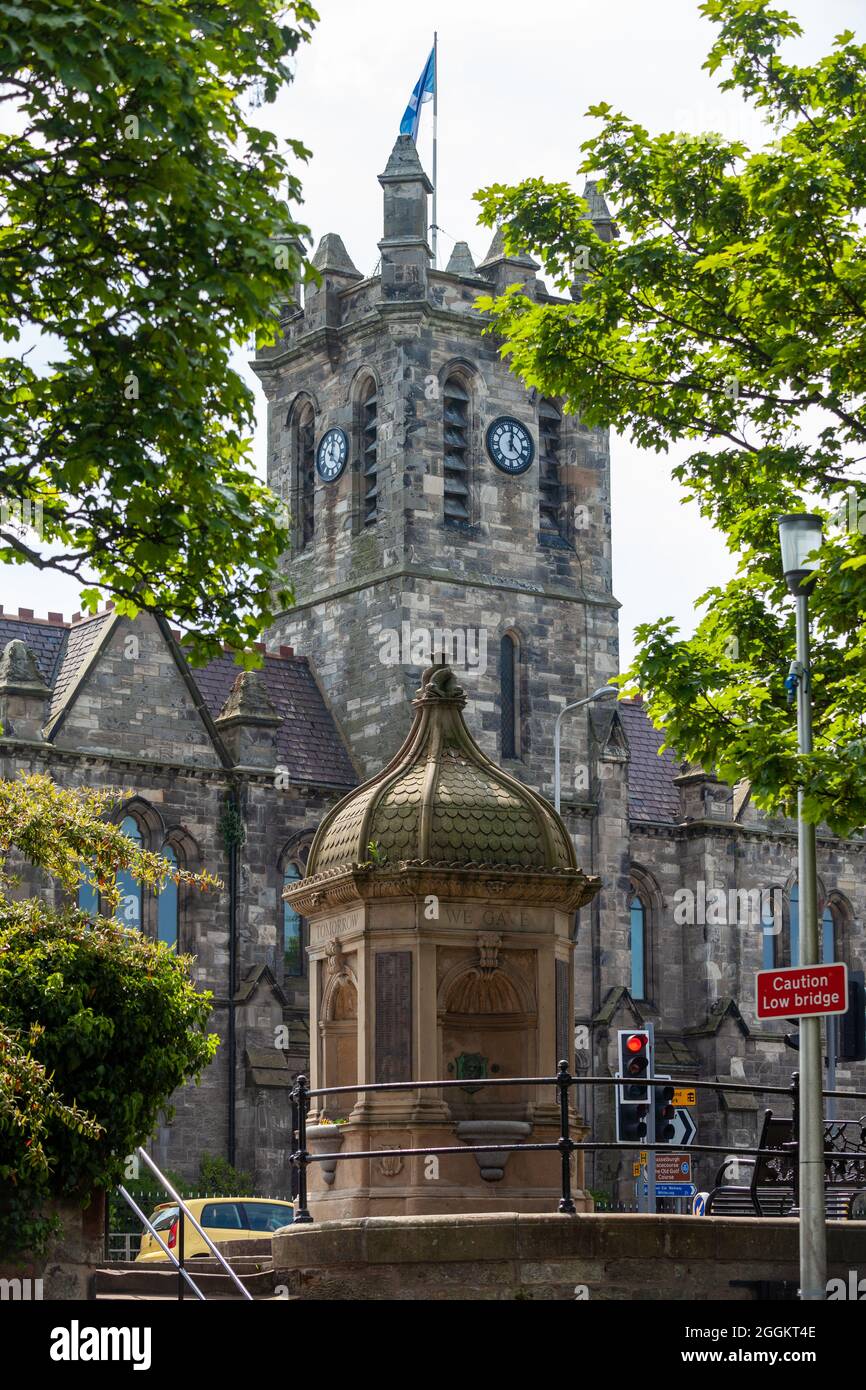 Musselburgh high street hi-res stock photography and images - Alamy