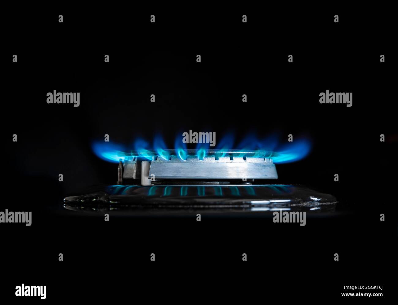 Dark blue backgrounds hi-res stock photography and images - Alamy