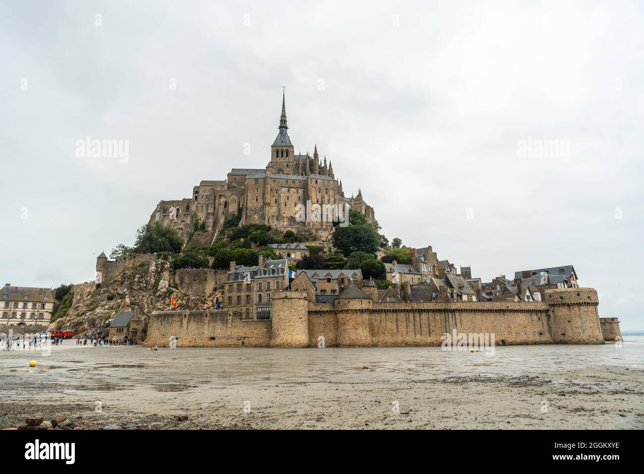 Famous landmark mont saint michel normandy hi-res stock photography and ...