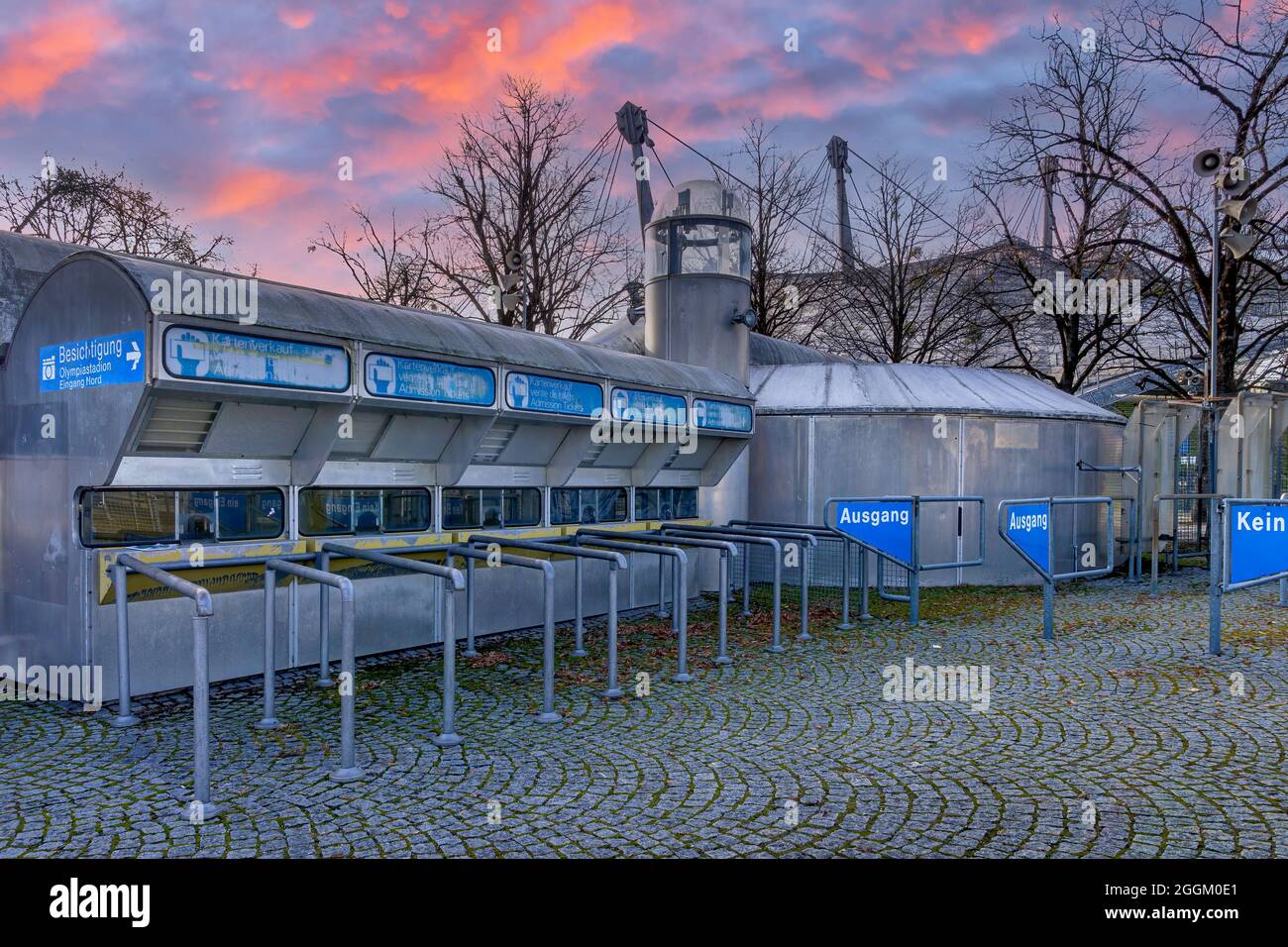 Stadium ticket counter hi-res stock photography and images - Alamy