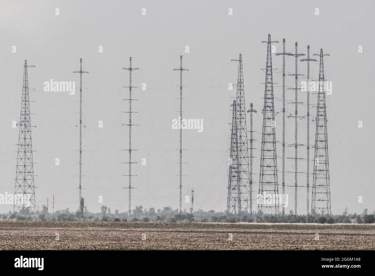 Altitude transmission line hi-res stock photography and images - Alamy