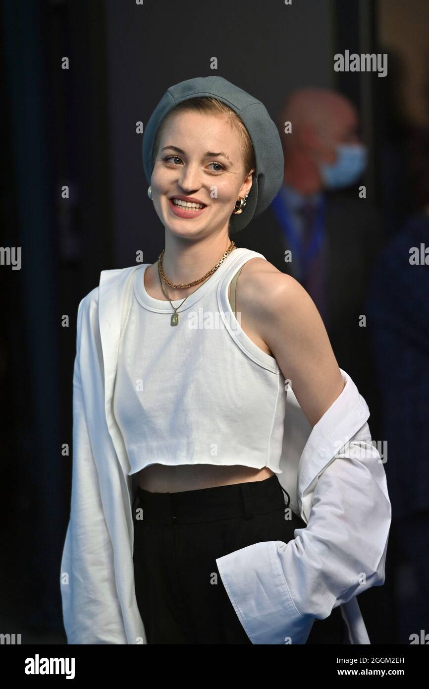 Munich, Deutschland. 01st Sep, 2021. Sarah MAHITA (actress), single ...