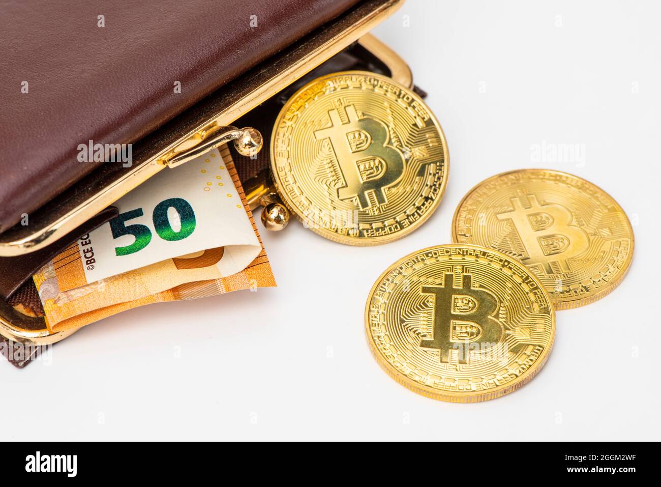 Digital currency wallet hi-res stock photography and images - Alamy