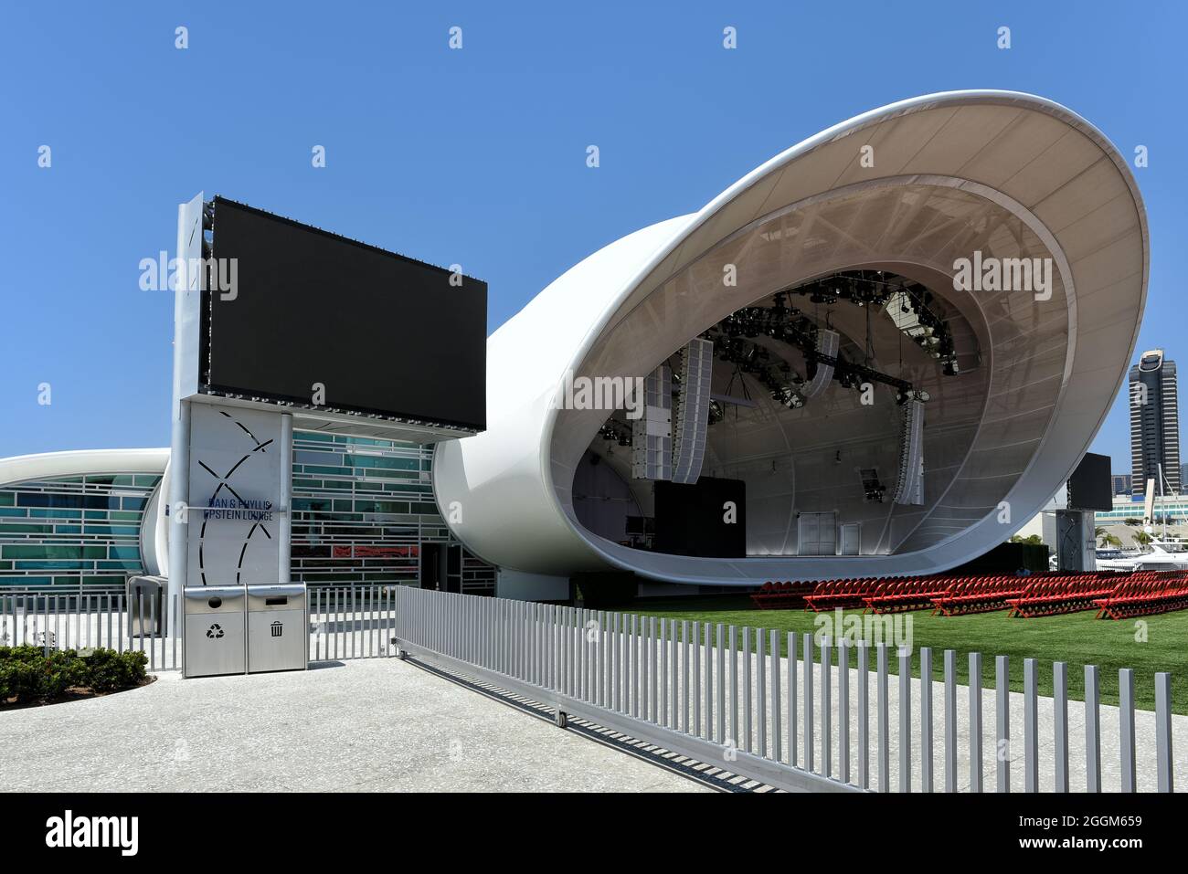 Rady shell at jacobs park hi-res stock photography and images - Alamy