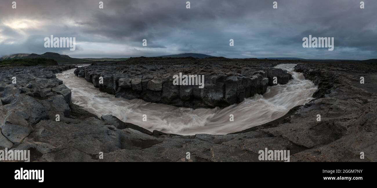 Icelandic river hi-res stock photography and images - Alamy