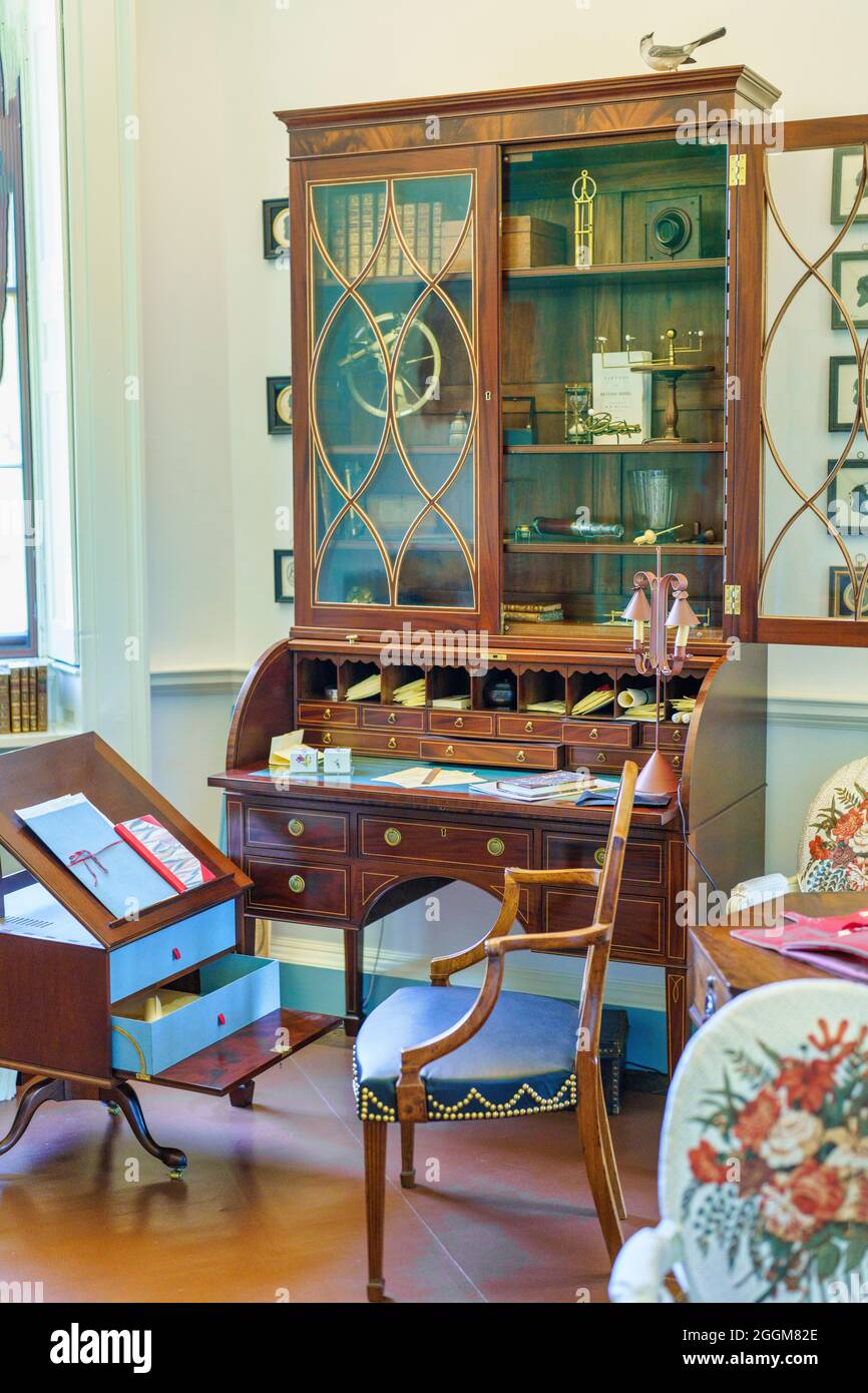 Thomas Jefferson Standing Desk