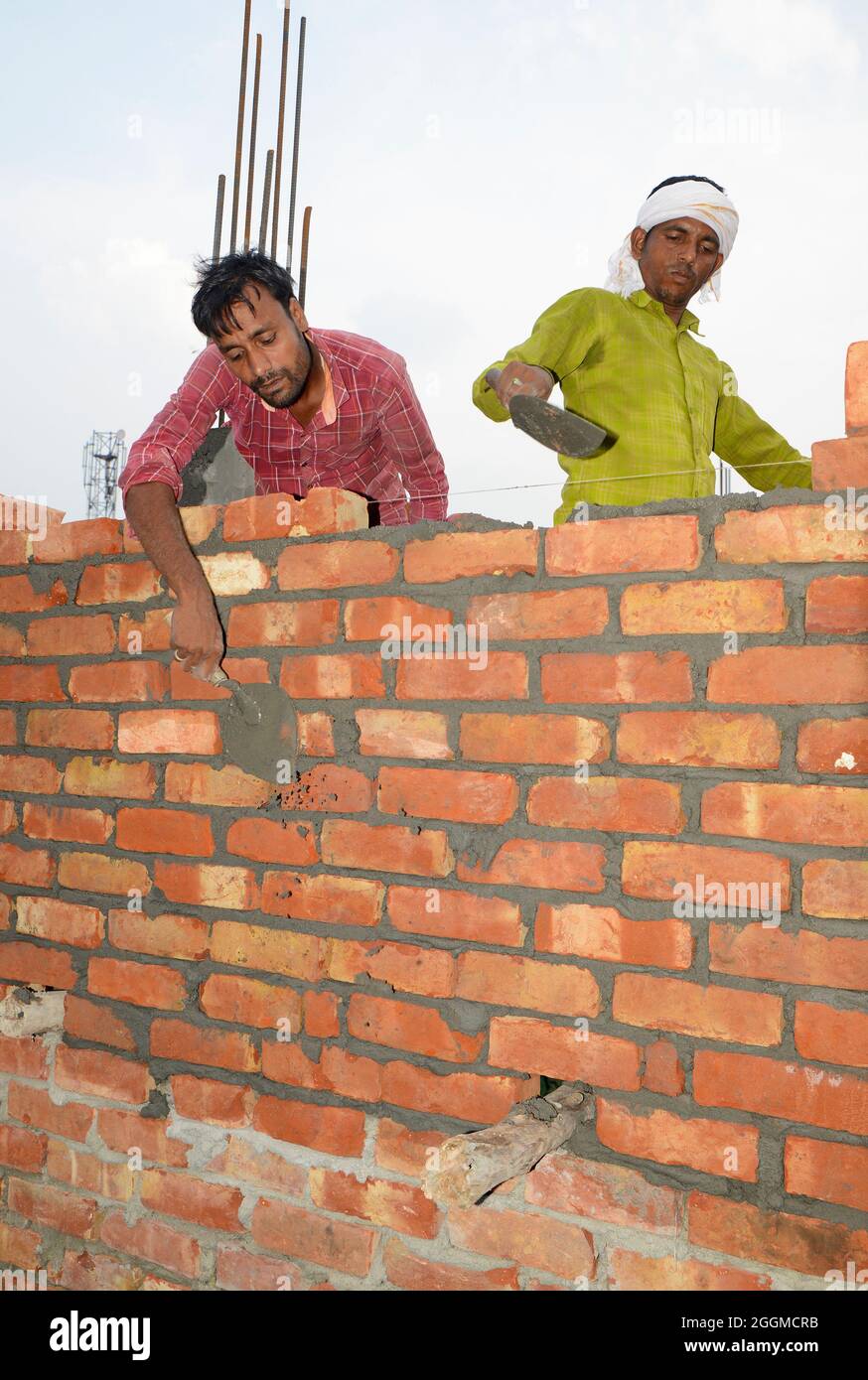 Indian brick layer hi-res stock photography and images - Alamy