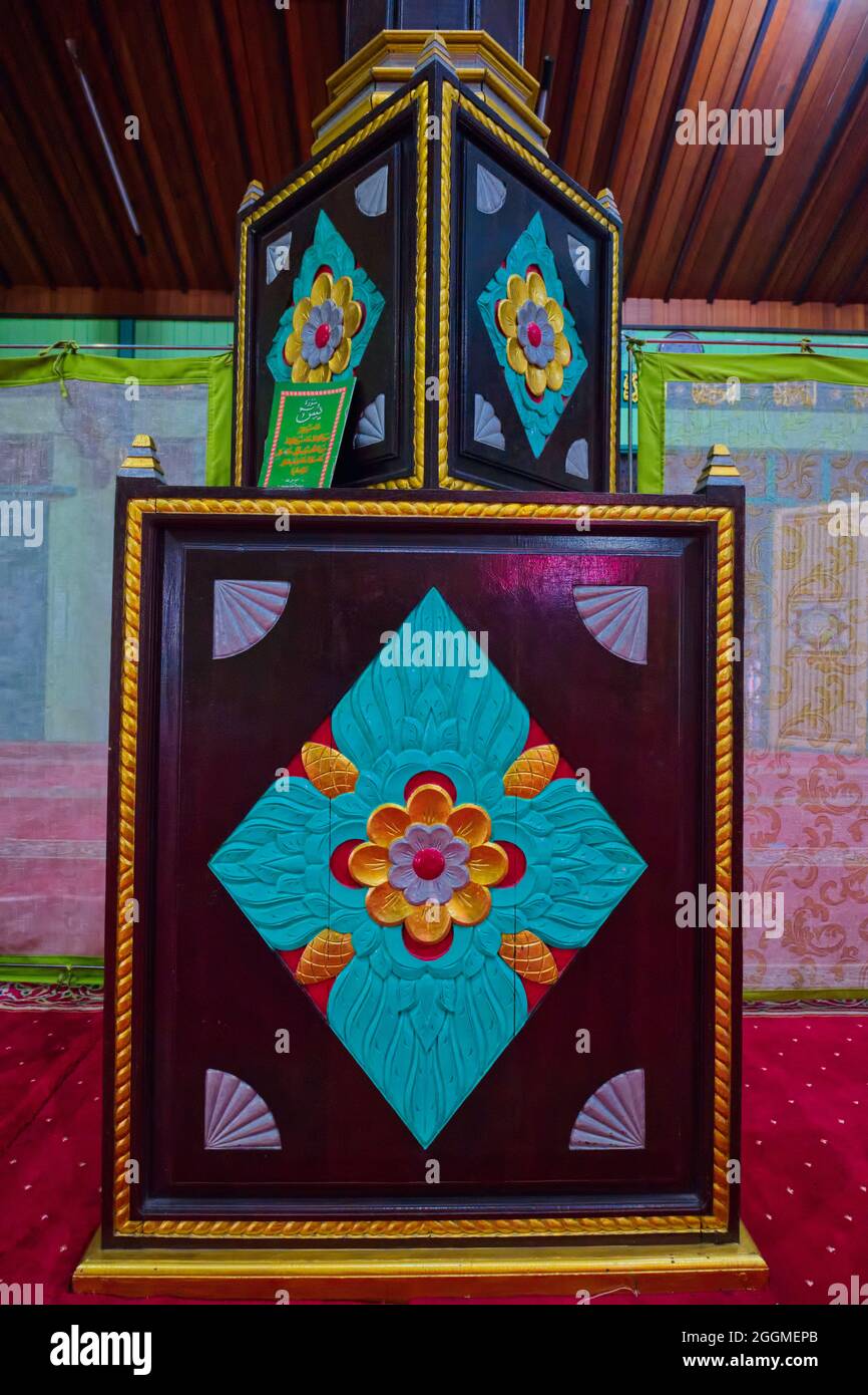 Masjid Sultan Suriansyah is the oldest mosque in South Kalimantan ...