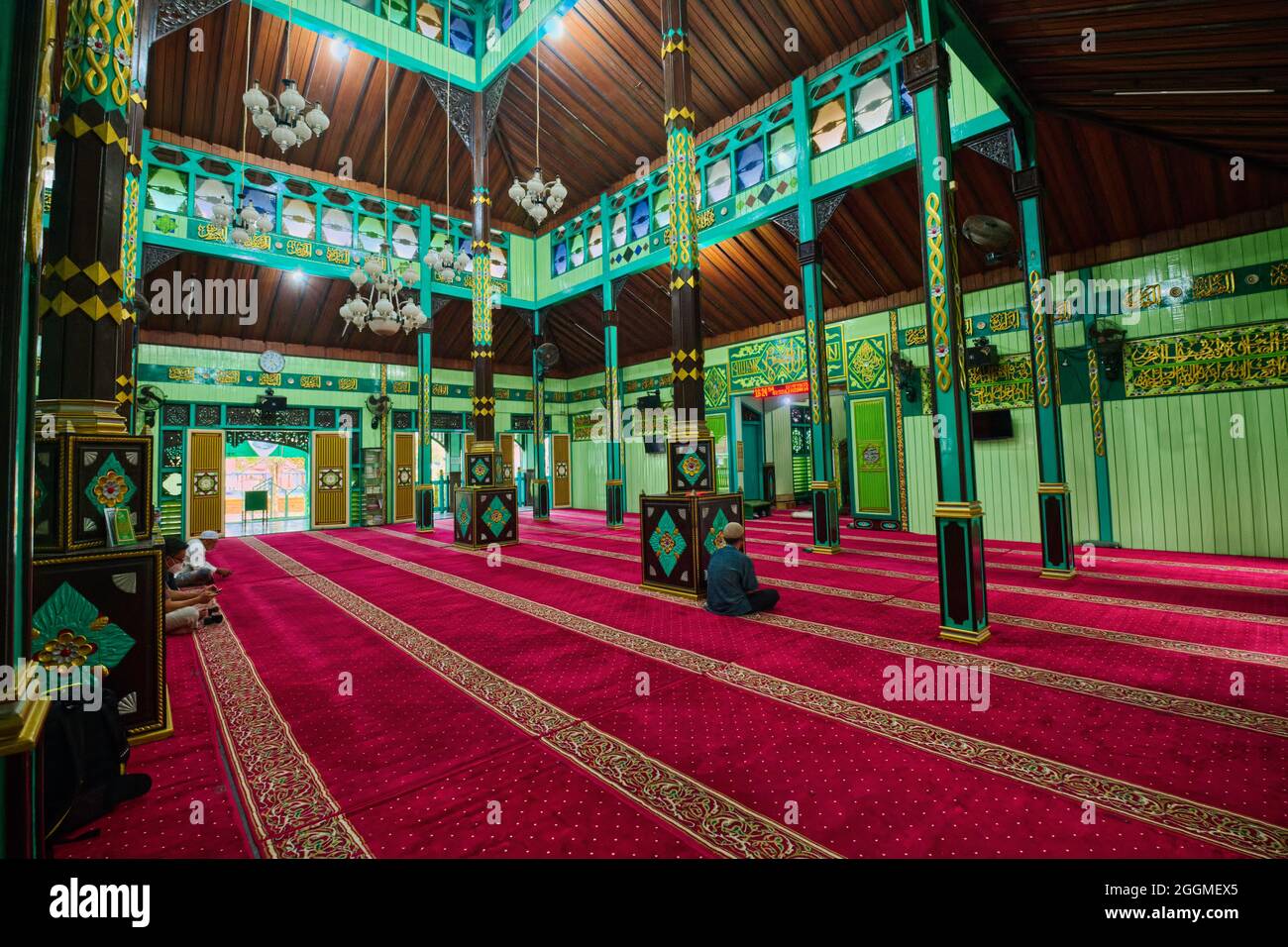 Masjid Sultan Suriansyah is the oldest mosque in South Kalimantan ...