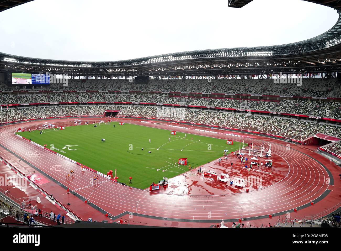 Cuba's Omara Durand Elias with guide Yuniol Kindelan Vargas wins the ...