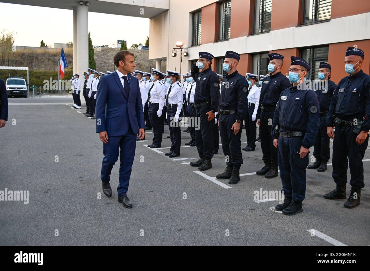 Commissariat de police de marseille hi-res stock photography and images ...