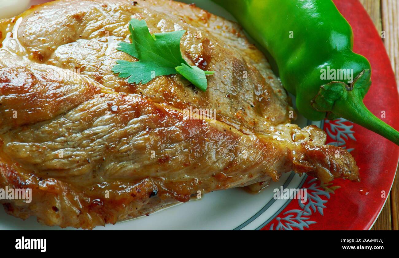 Gigot d'agneau pleureur, French Weeping Leg of Lamb Roast Stock Photo ...