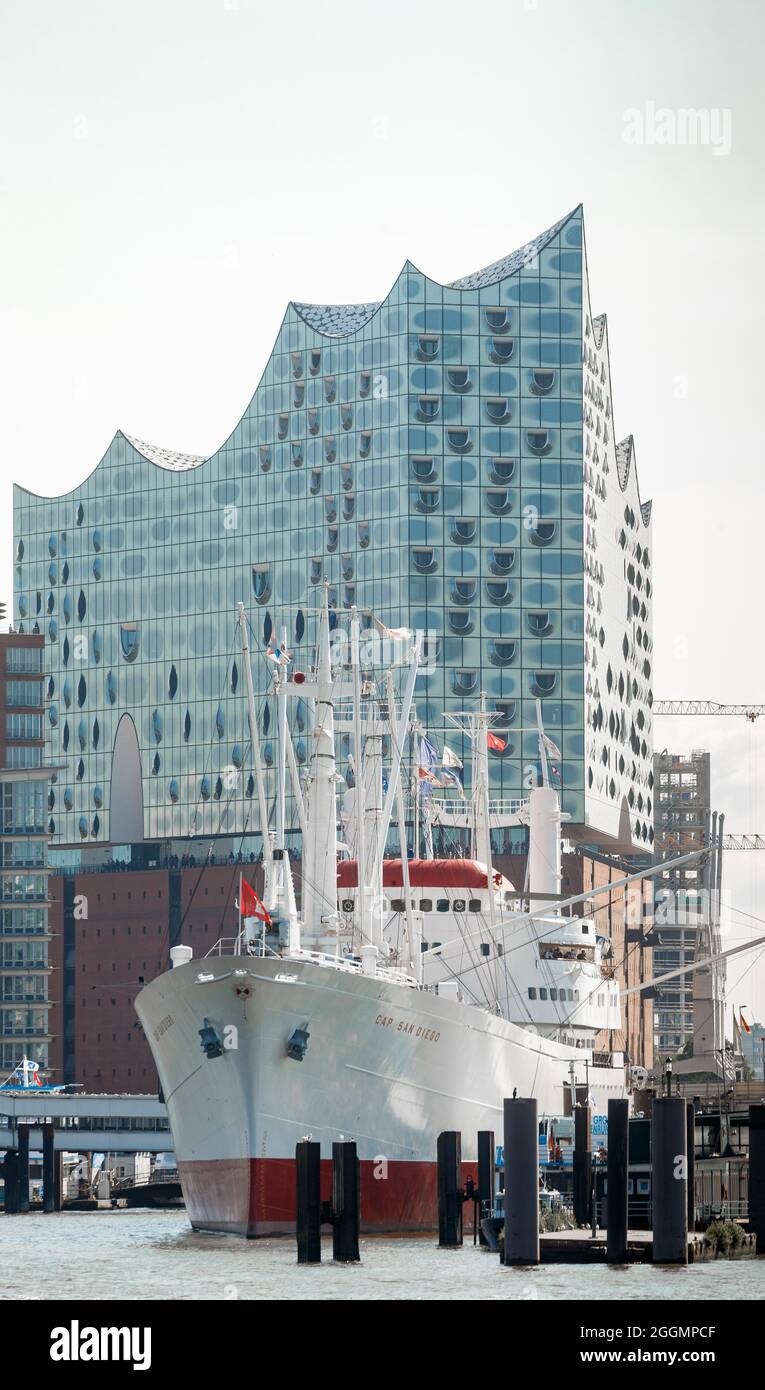 Hamburg, Germany. 31st Aug, 2021. The museum ship Cap San Diego is ...
