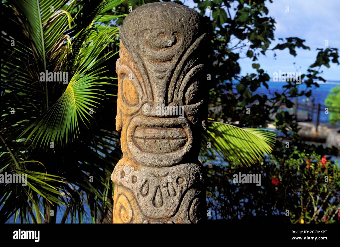 Tahiti island culture hi-res stock photography and images - Alamy