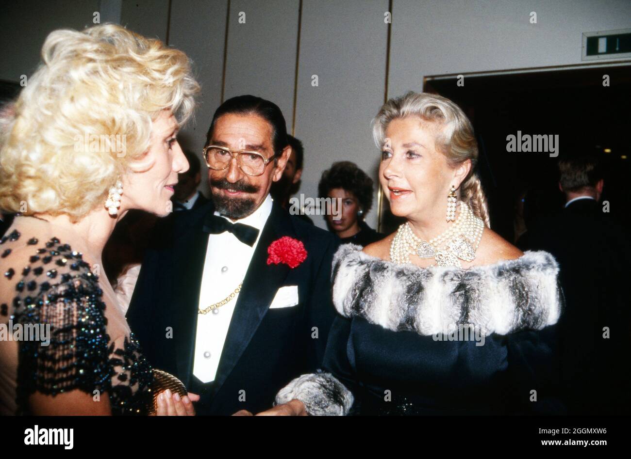 Jetset Schauspieler Don Jaime de Mora y Aragon in Düsseldorf ...