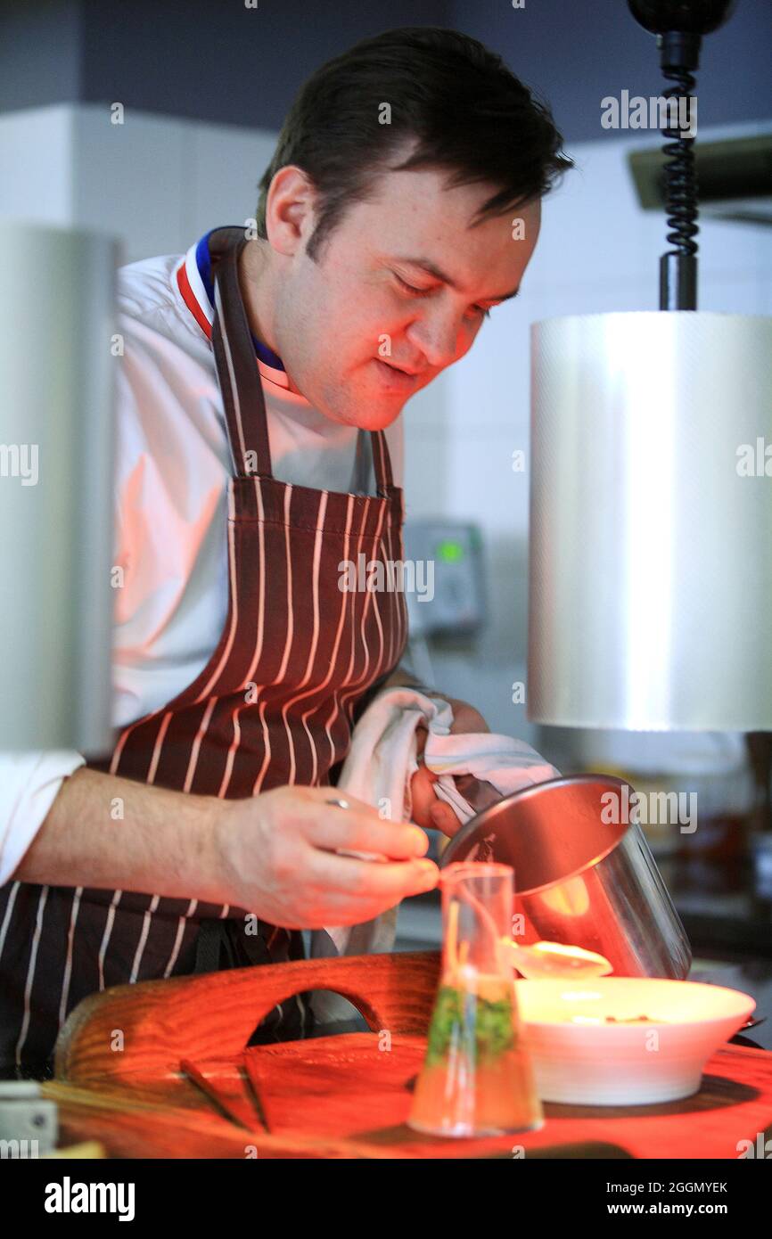 FRANCE. HAUTE-SAVOIE (74) FRENCH ALPS. MEGEVE SKI RESORT. FRENCH CHEF ...
