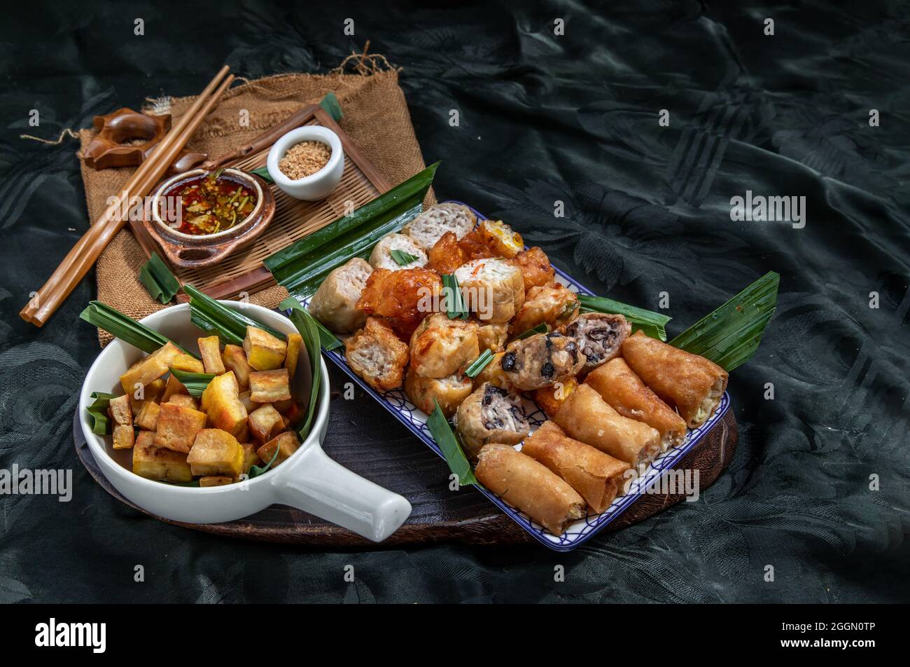 Many vegetarian food : Fried taro rolls (Taro Guangjian) and Deep fried ...