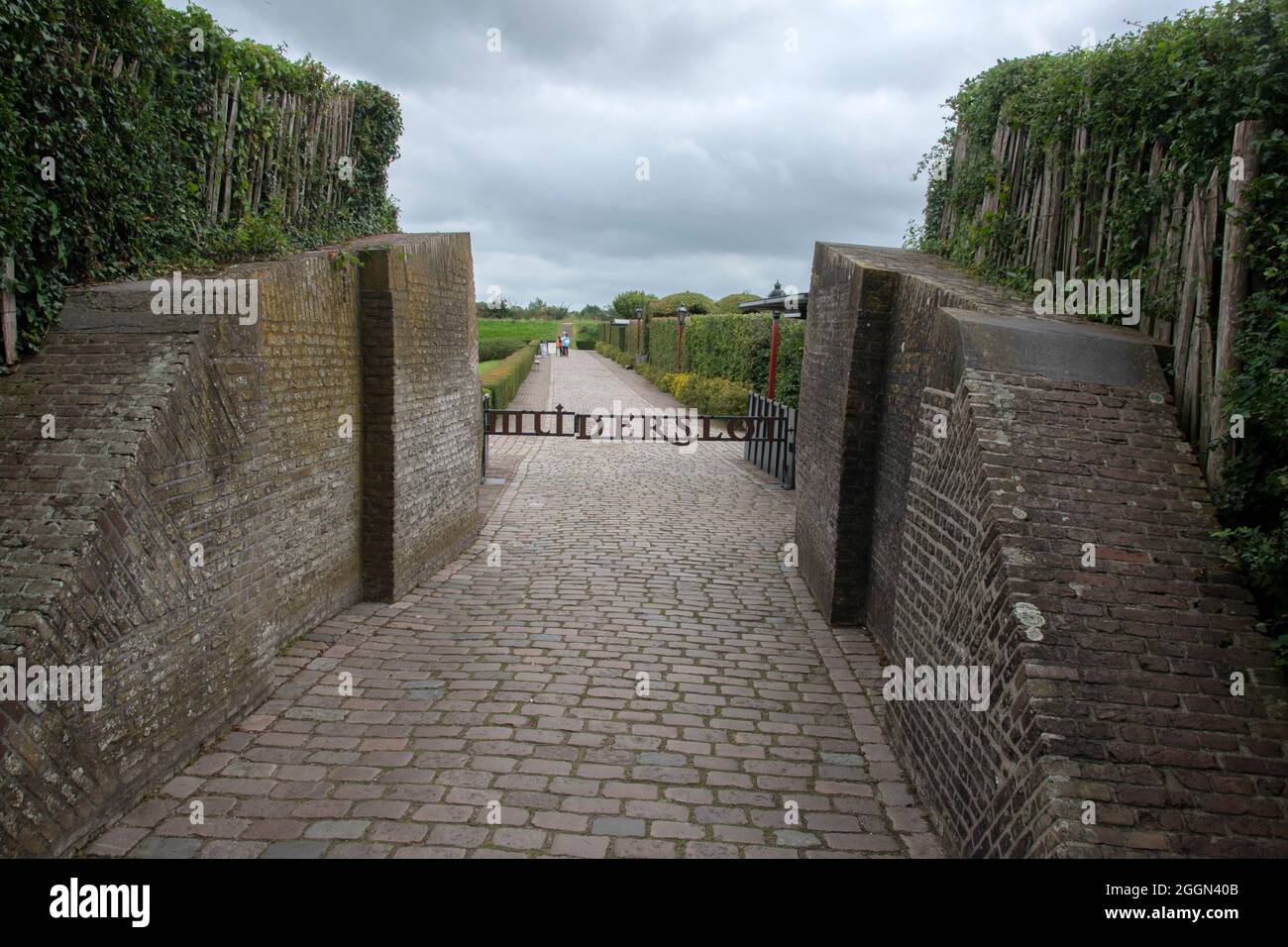 Entrance Muiderslot Castle At Muiden The Netherlands 31-8-2021 Stock ...