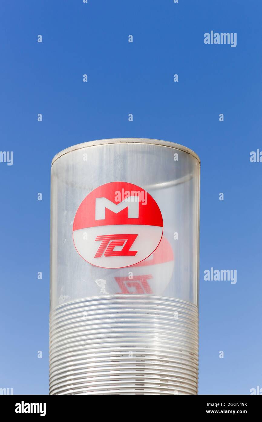 Rapid transit system hi-res stock photography and images - Alamy