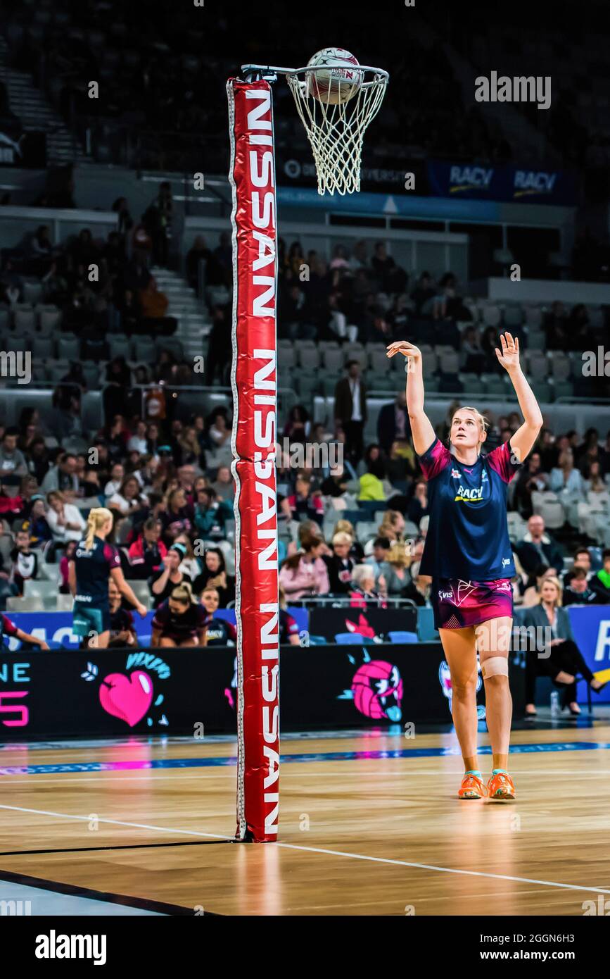 Melbourne, Australia. 15th Feb, 2015. Melbourne Vixens netballer ...