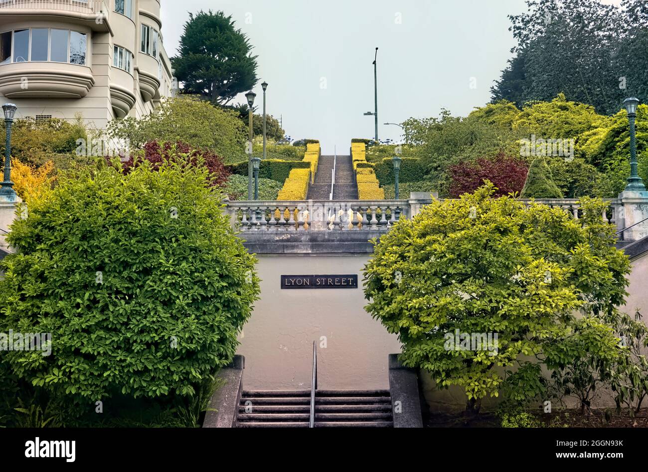 Lyon street step hi-res stock photography and images - Alamy