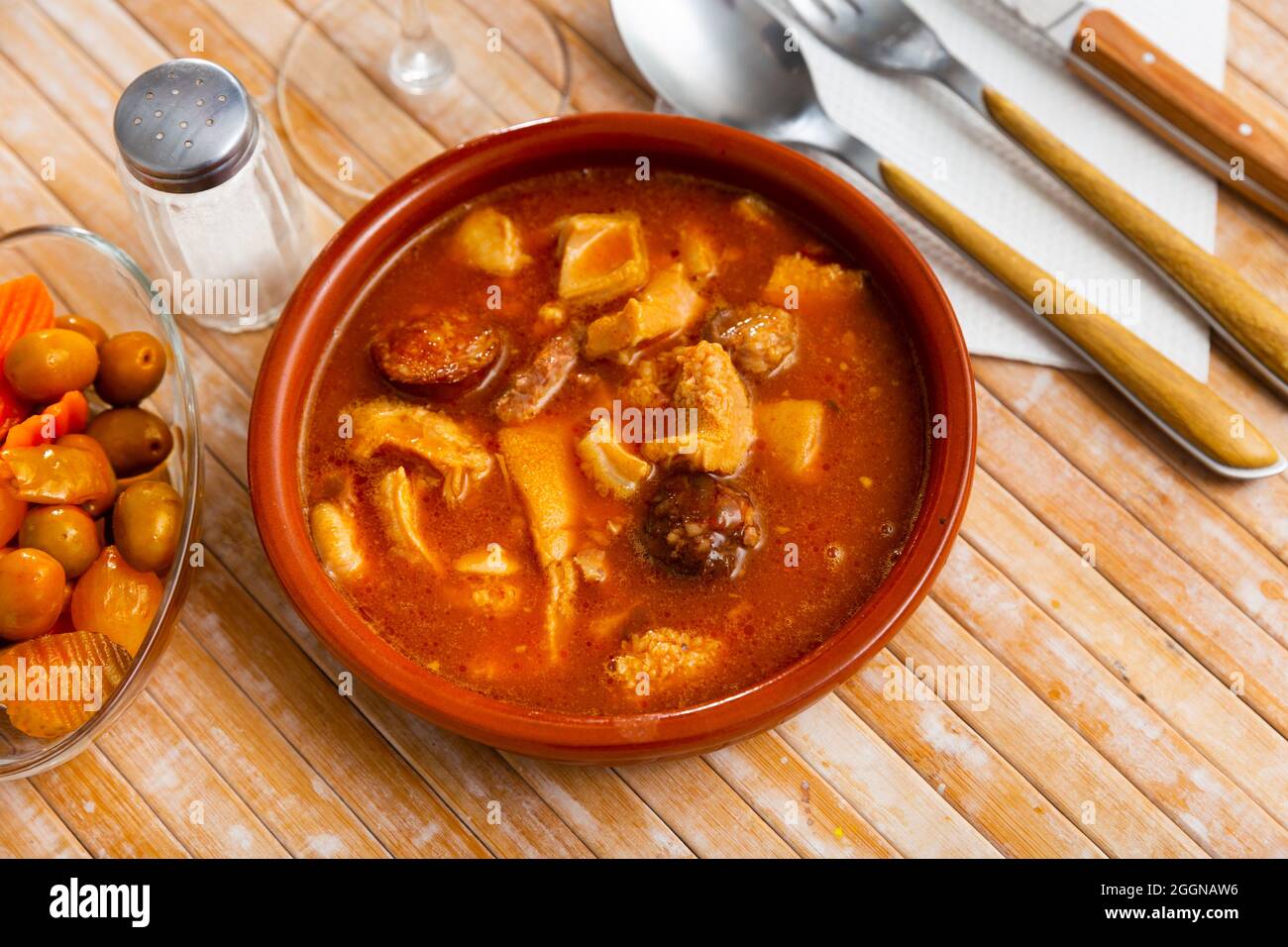 Spanish stewed tripe dish Callos a la Madrilena Stock Photo - Alamy