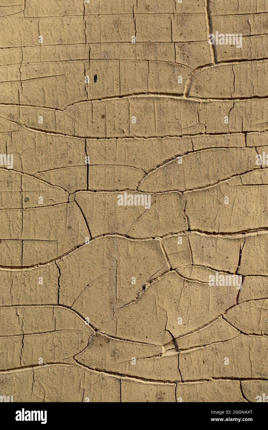 Cracked surface texture hi-res stock photography and images - Alamy