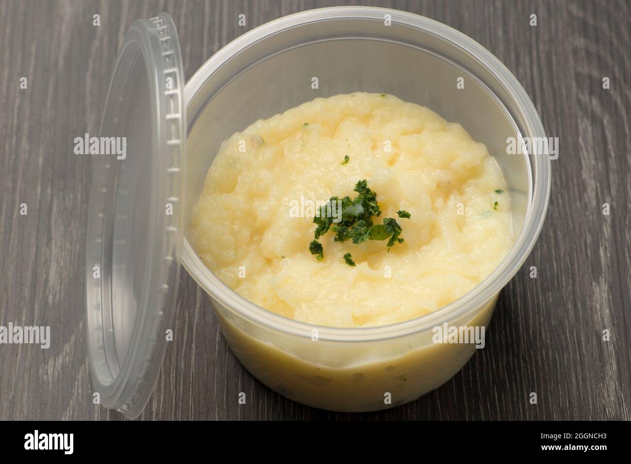 mashed potatoes with green smell Stock Photo - Alamy