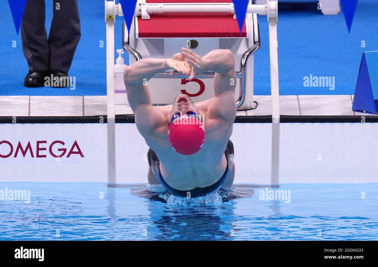 Great Britain's Reece Dunn on the way to winning bronze in the Men's ...