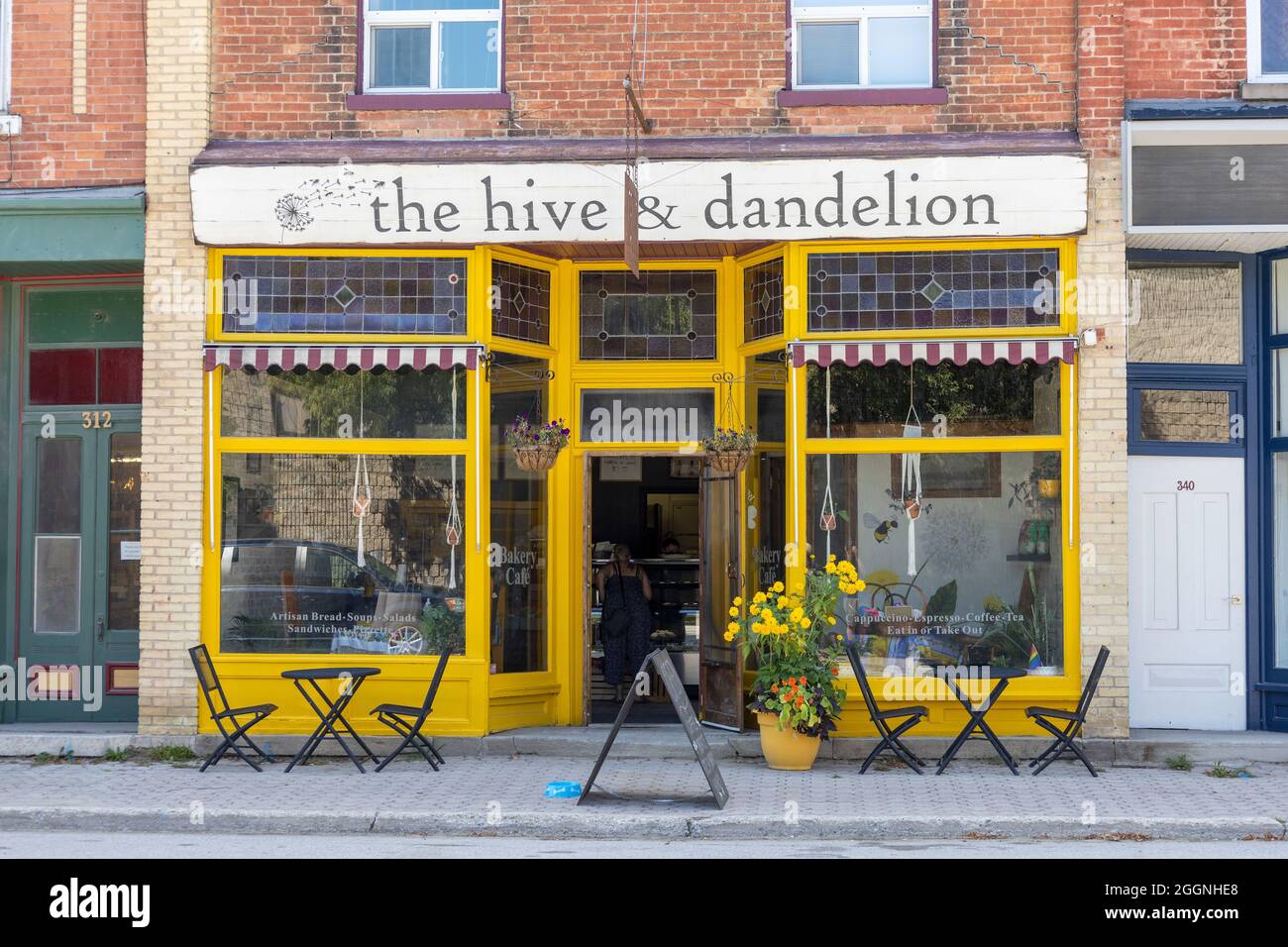 Paisley ontario cafe hi-res stock photography and images - Alamy