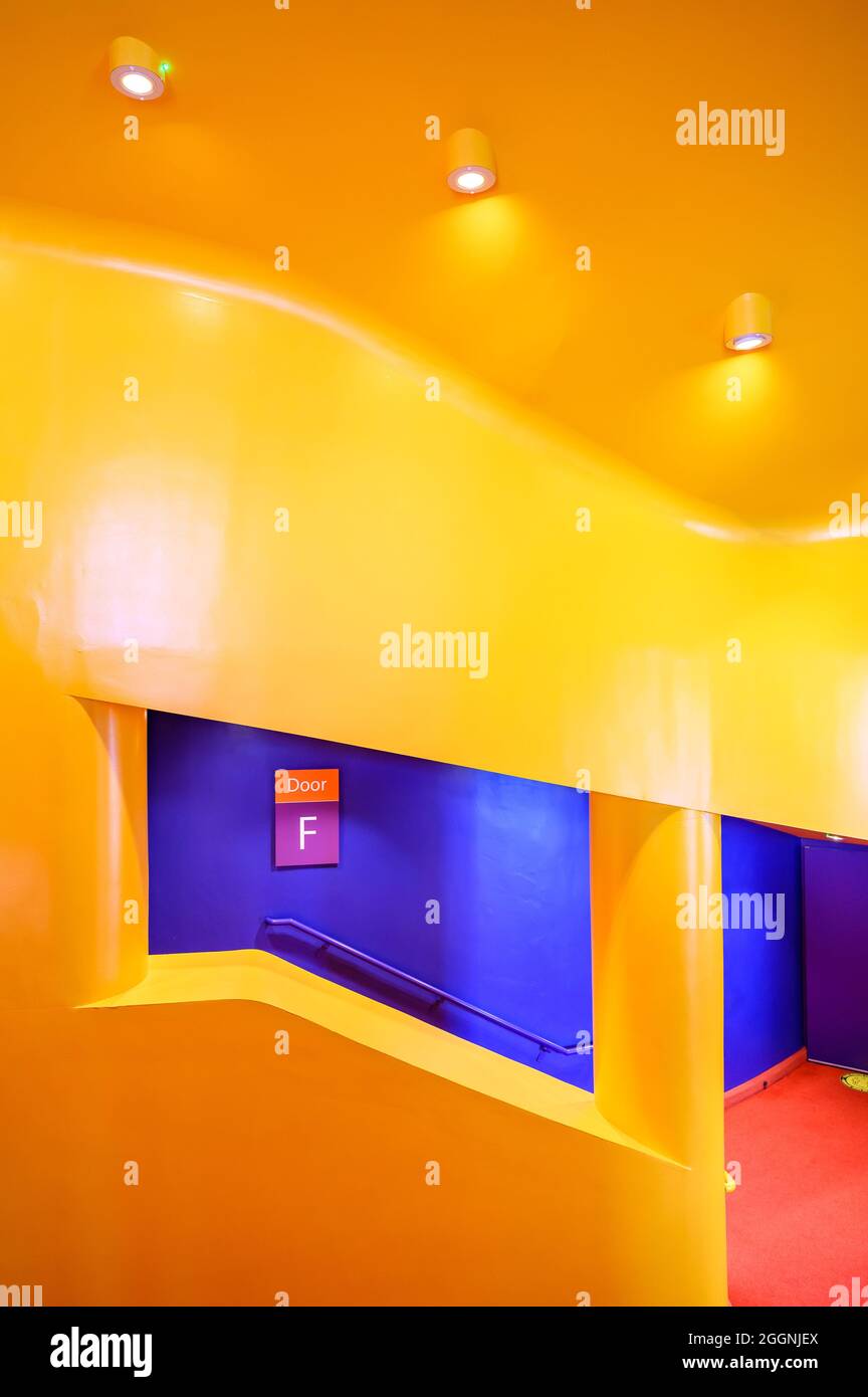 Lowry theatre salford interior hi-res stock photography and images - Alamy