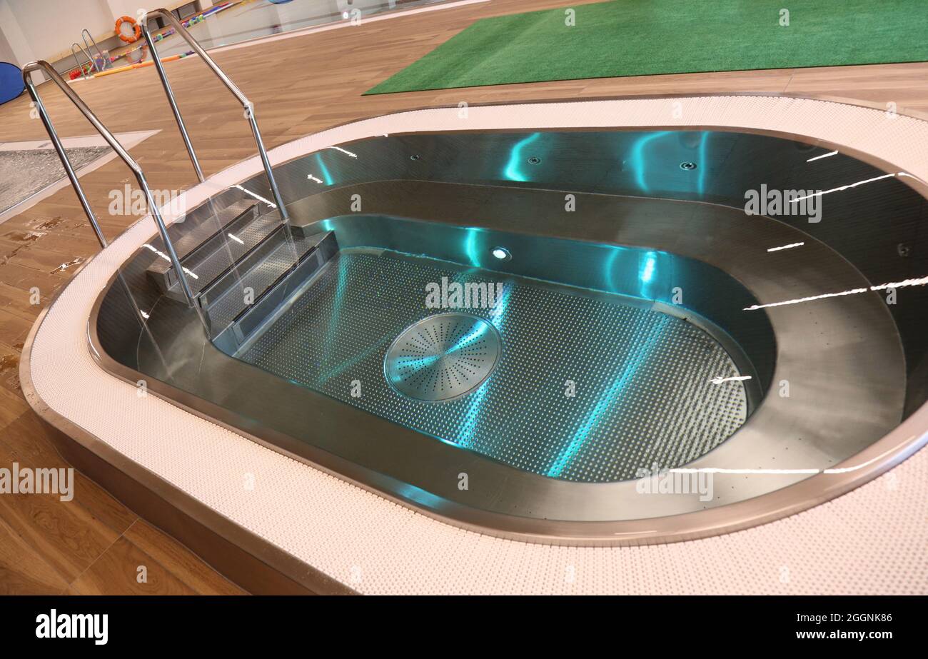 Stainless steel jacuzzi bathtub Stock Photo - Alamy