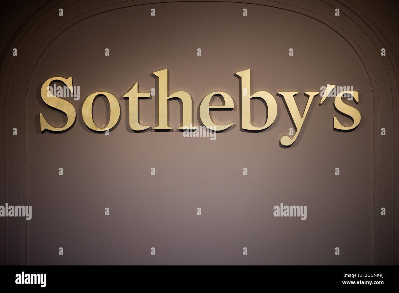 02 September 2021, North Rhine-Westphalia, Cologne: View of the Sotheby ...