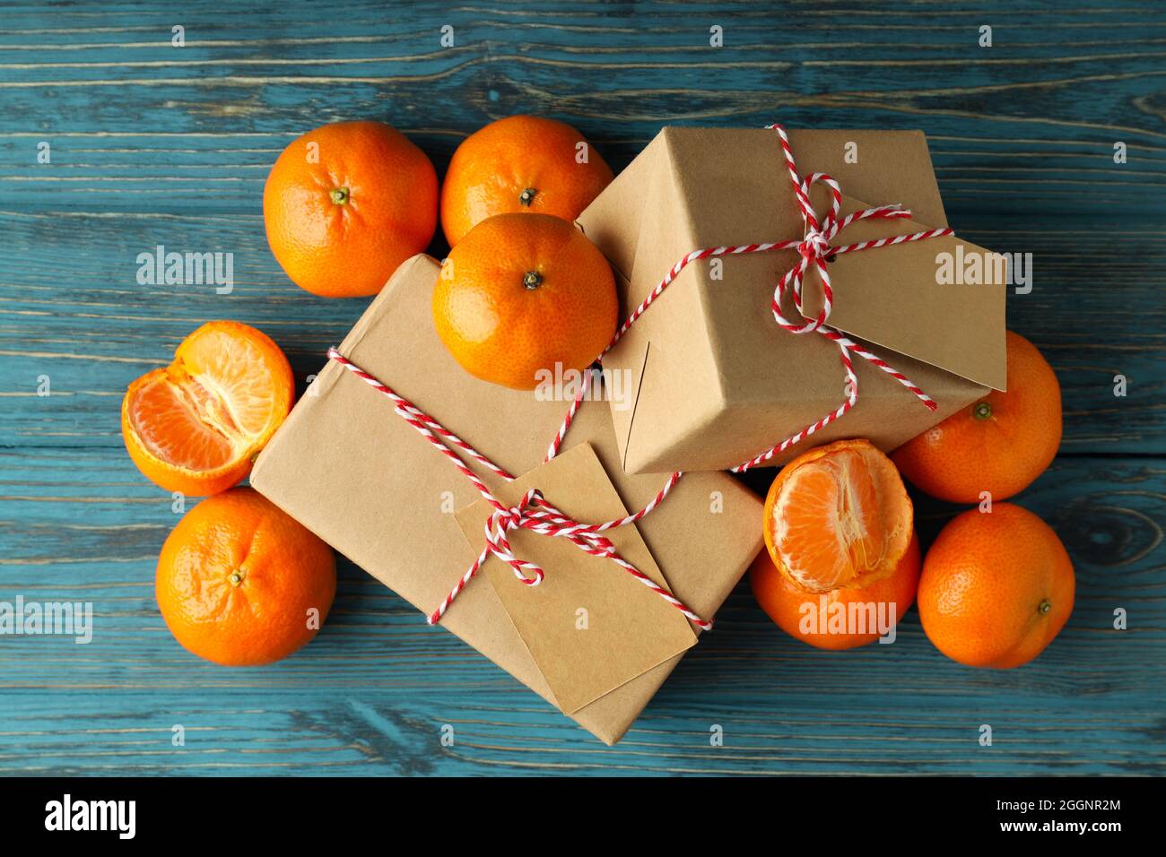 Clementine boxes hi-res stock photography and images - Alamy