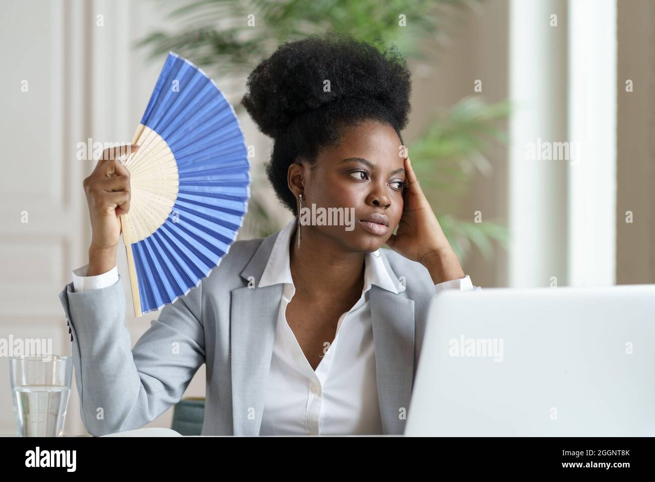 Overheated worker hi-res stock photography and images - Alamy