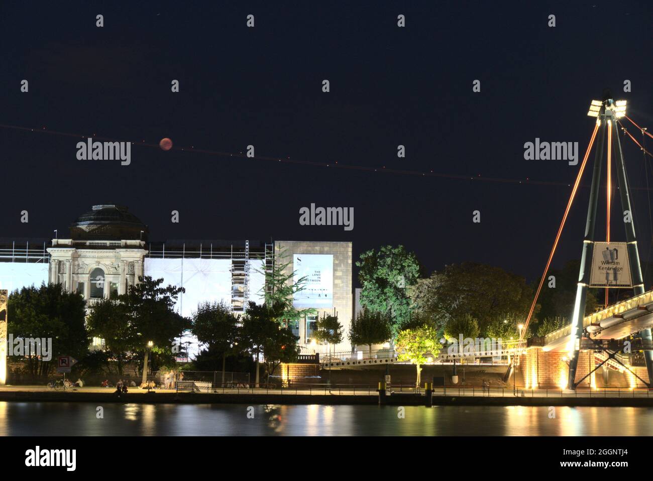 Blood moon long night hi-res stock photography and images - Alamy