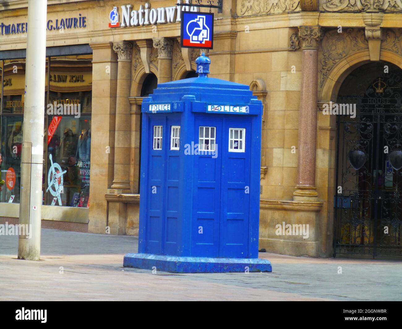Glasgow blue police box hi-res stock photography and images - Alamy
