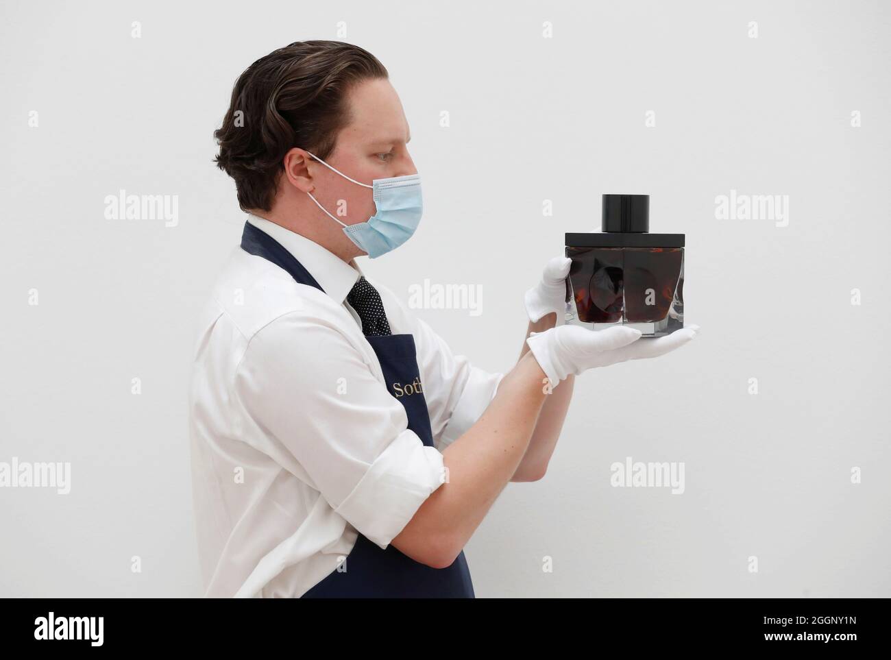 Gordon and macphail hi-res stock photography and images - Alamy