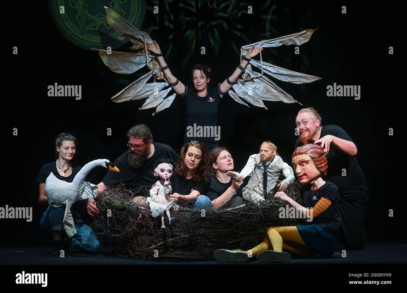 Digital puppetry hi-res stock photography and images - Alamy