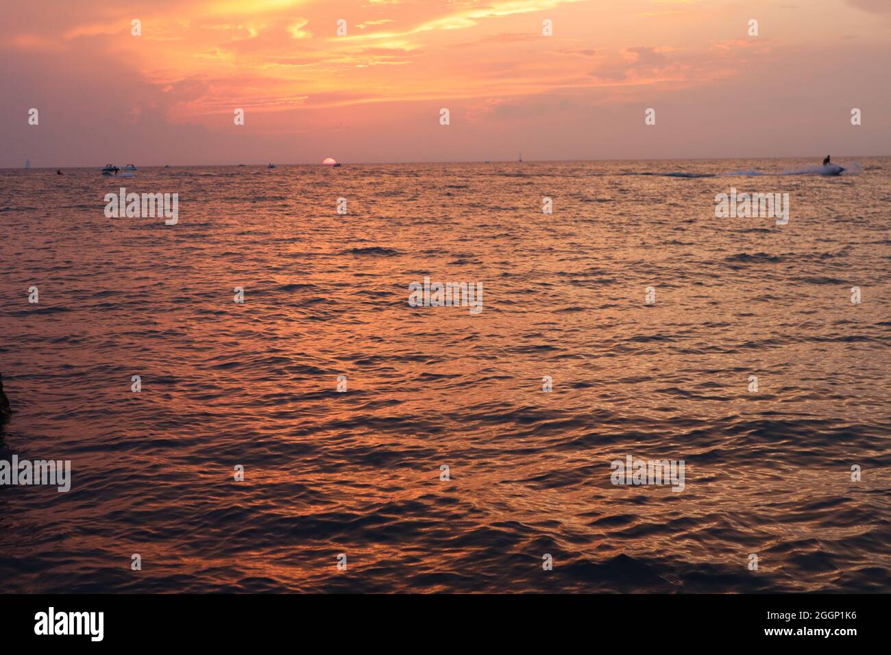 Sunset view in Lake Michigan USA Stock Photo - Alamy