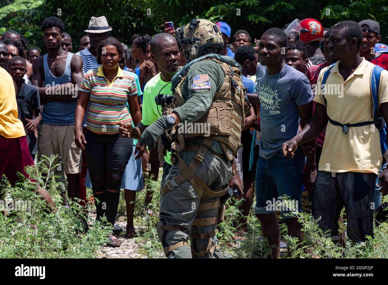 Us navy helicopter aircrewman in hi-res stock photography and images ...