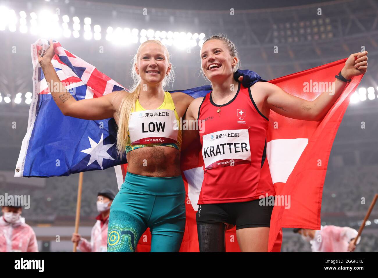 Tokyo, Japan. 2nd Sep, 2021. (L-R) Vanessa Low (AUS), Elena Kratter ...