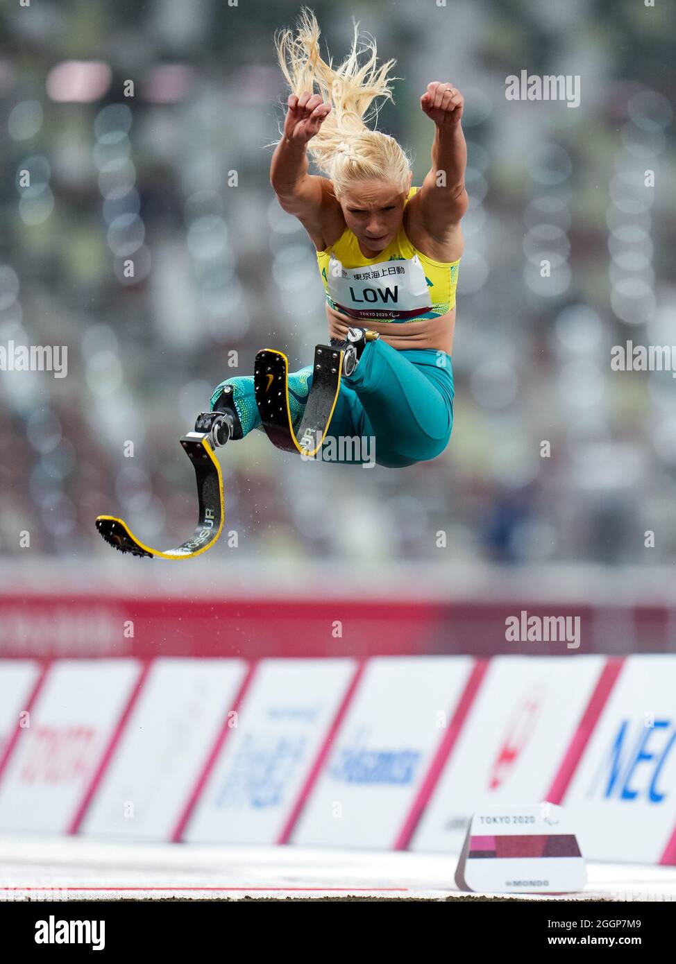 TOKYO, JAPAN - SEPTEMBER 2: Vanessa Low of Australia competing in the ...