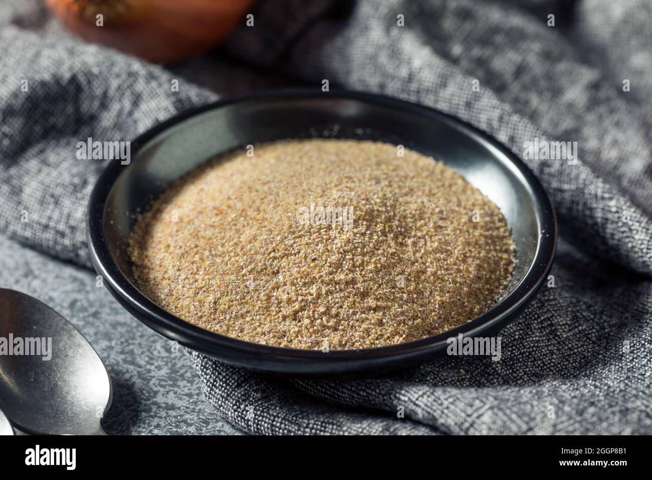 Dry shallot hi-res stock photography and images - Alamy