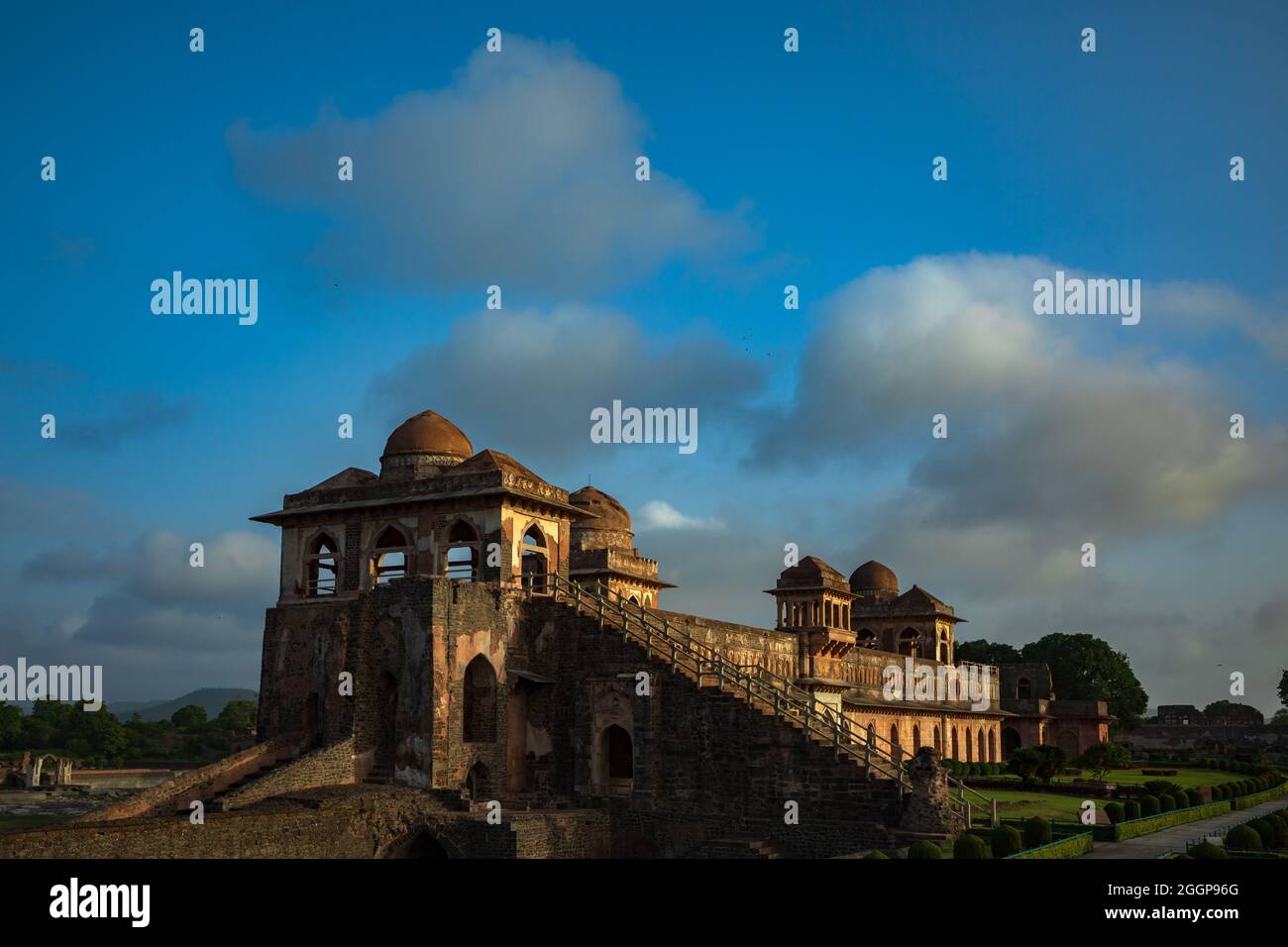 Jahaz Mahal royal complex, Mandu, Madhya Pradesh, India Stock Photo - Alamy