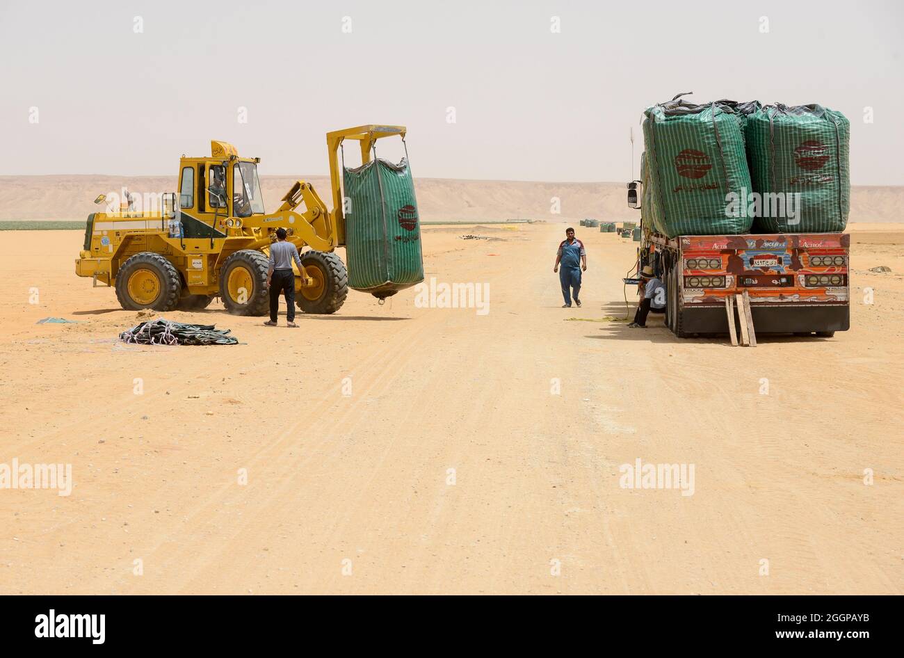Sahara desert irrigation system hi-res stock photography and images - Alamy