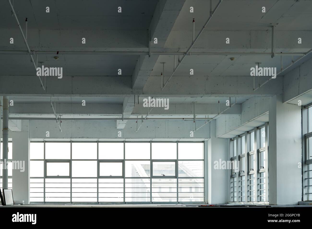 An unoccupied floor office space Stock Photo - Alamy