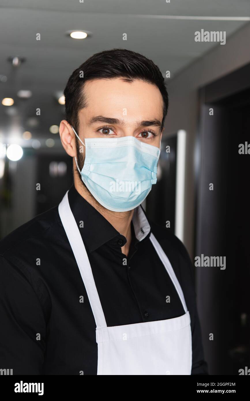 Hotel housekeeper covid hi-res stock photography and images - Alamy
