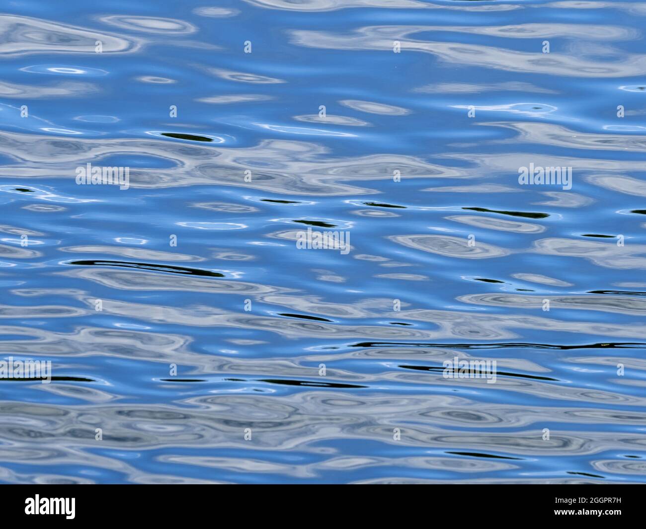 Water patterns pool hi-res stock photography and images - Alamy